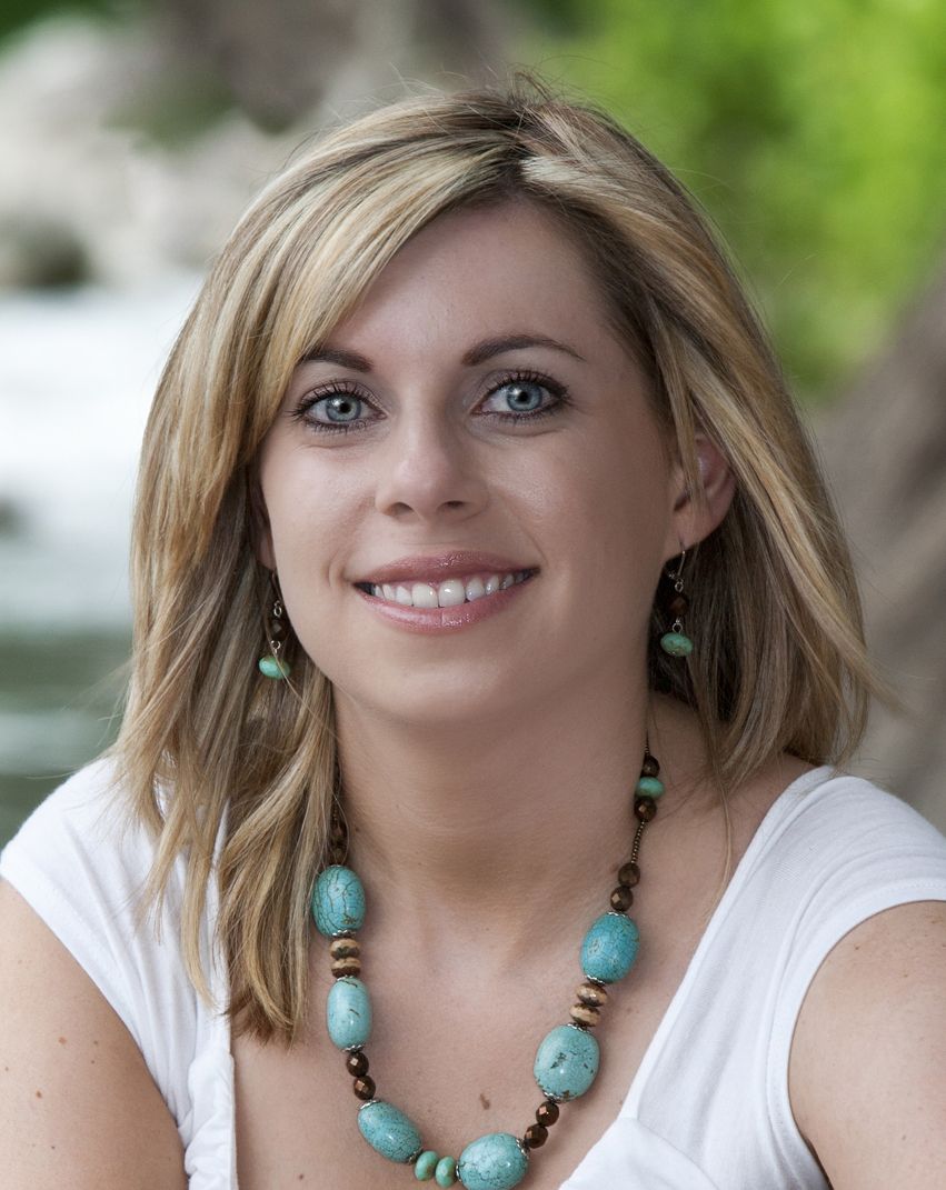 Shelly Moore | Central and South Texas Real Estate | Lloyd Barnes Real ...