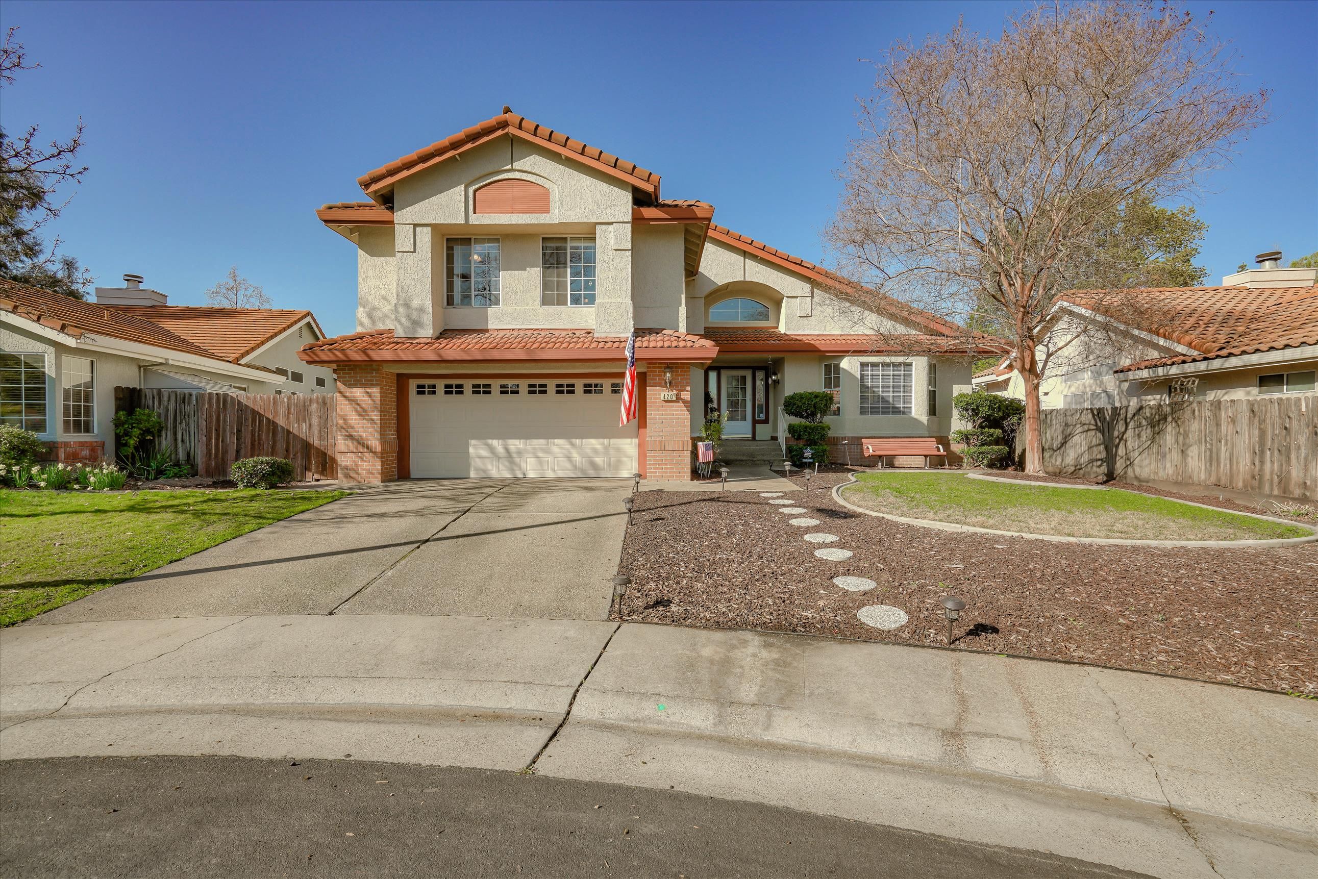 420 Winfield Court Details