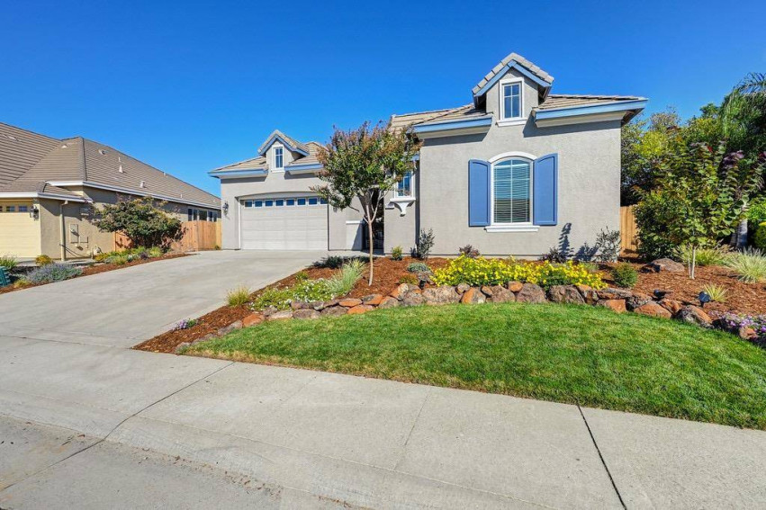 Top Listings in Stoneridge right now!