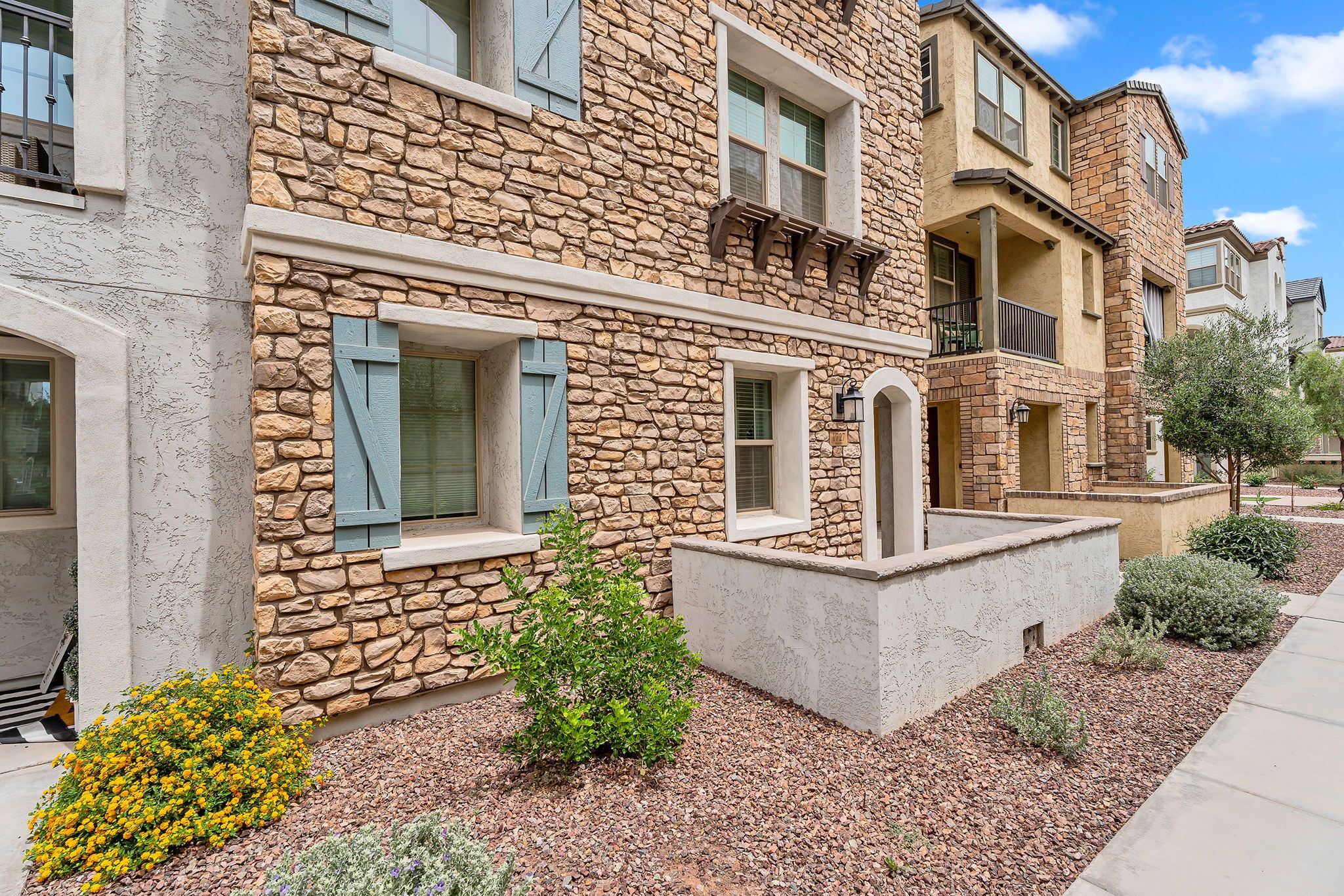 1727 E CHELSEA LN, Gilbert, AZ 85295 | Towns at Annecy in Gilbert