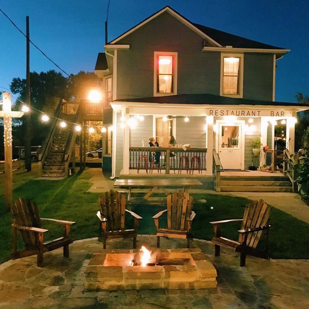 Landing House