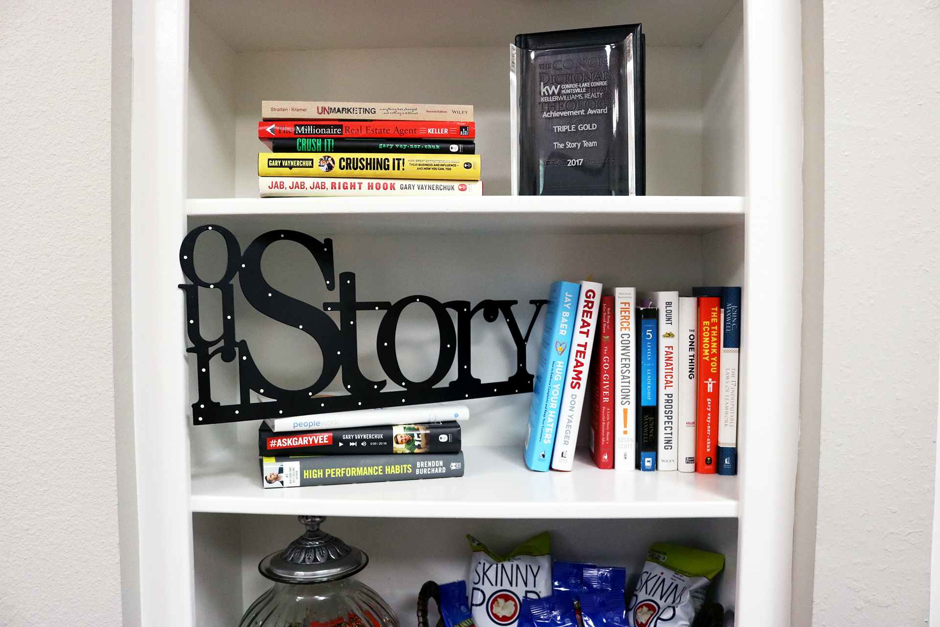 Discover The STORY Team Bookshelf