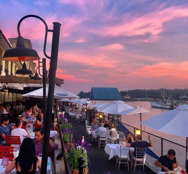 Connecticut Dock & Dine Waterfront Restaurants