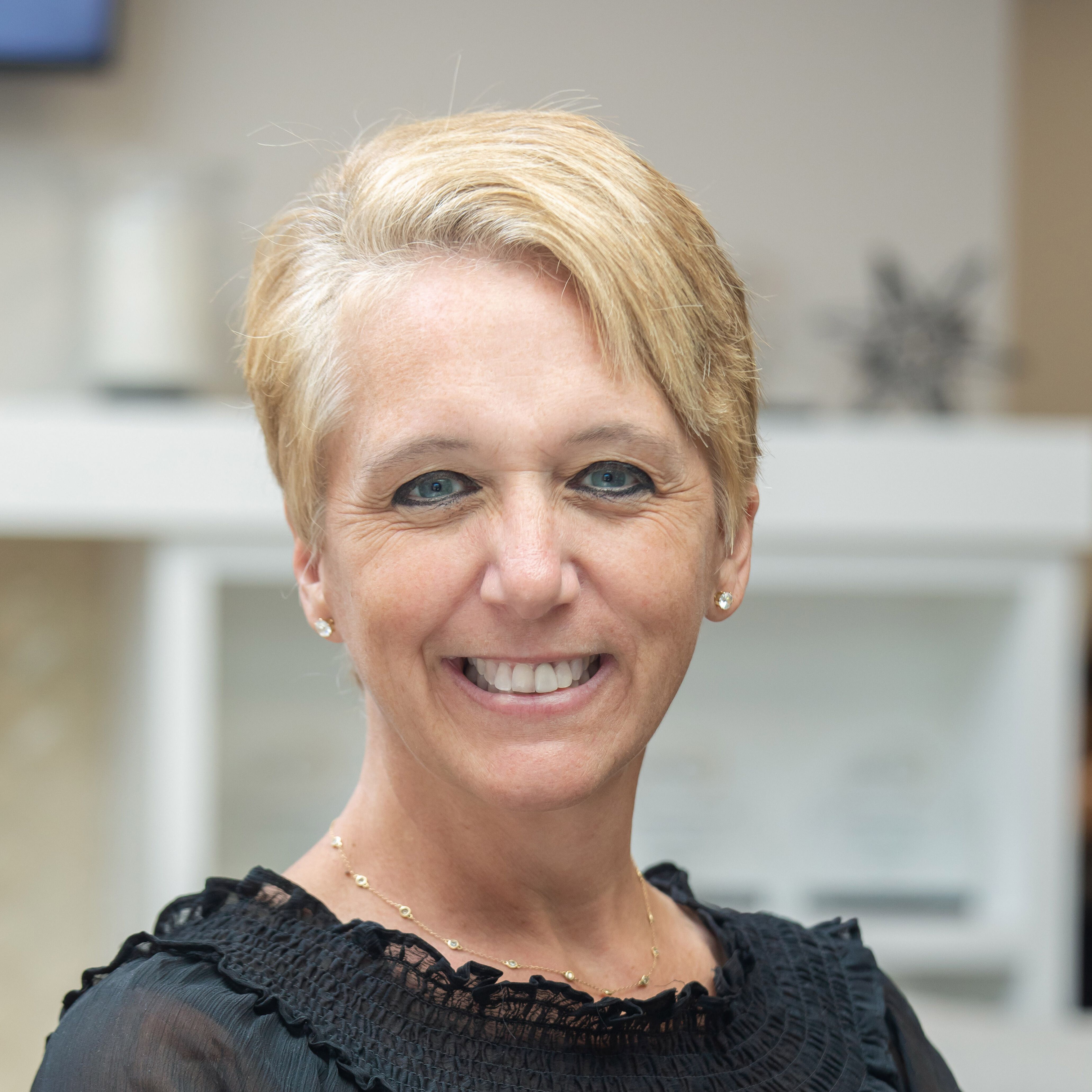 Kelly Weir | Move2Team | Real Estate