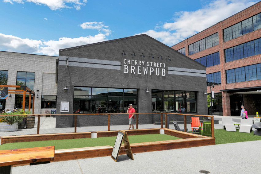 Explore Halcyon in Alpharetta, Georgia | Neighborhood Guide | North ...