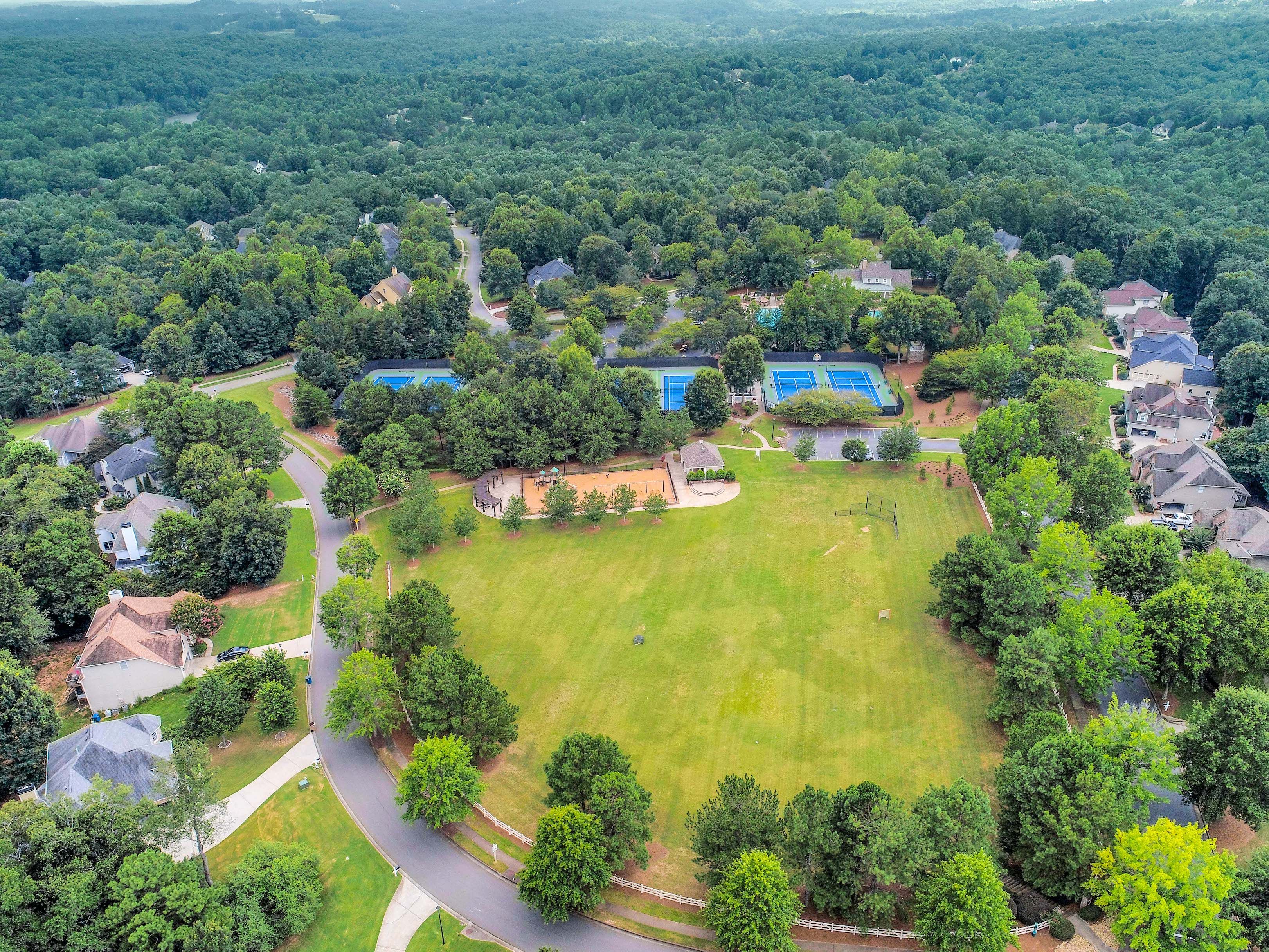 Explore Chattahoochee River Club, Georgia | Neighborhood Guide | North ...