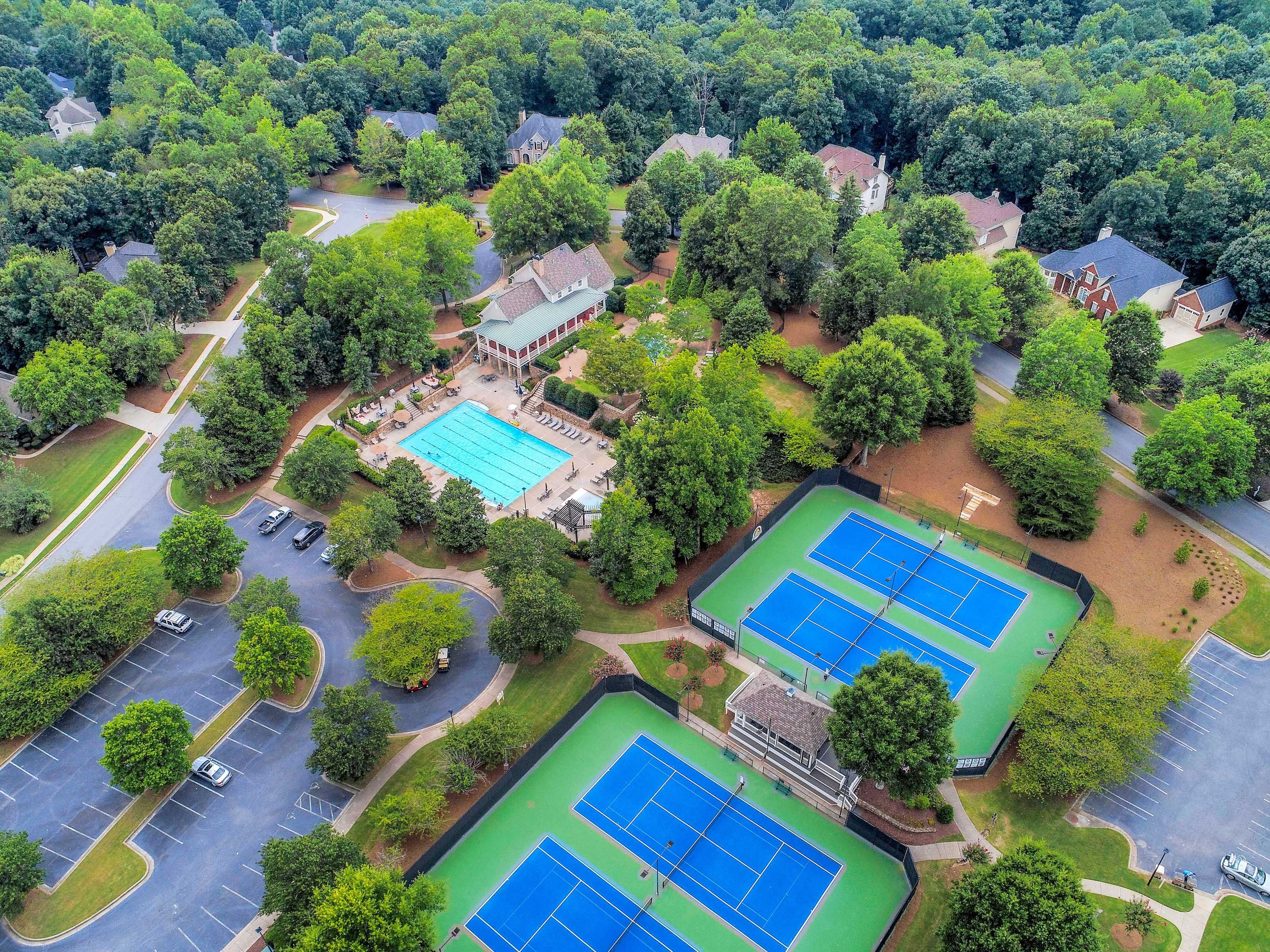 Explore Chattahoochee River Club, Georgia | Neighborhood Guide | North ...