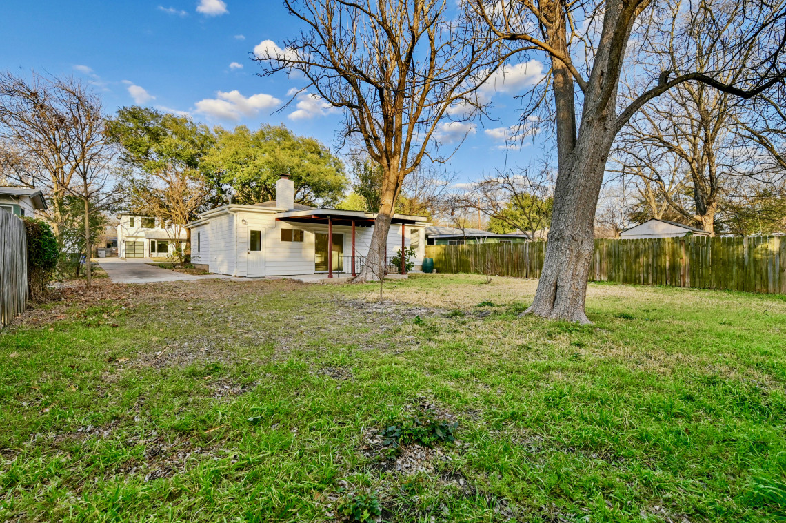 Charming 3 bed home in Austin's Crestview neighborhood