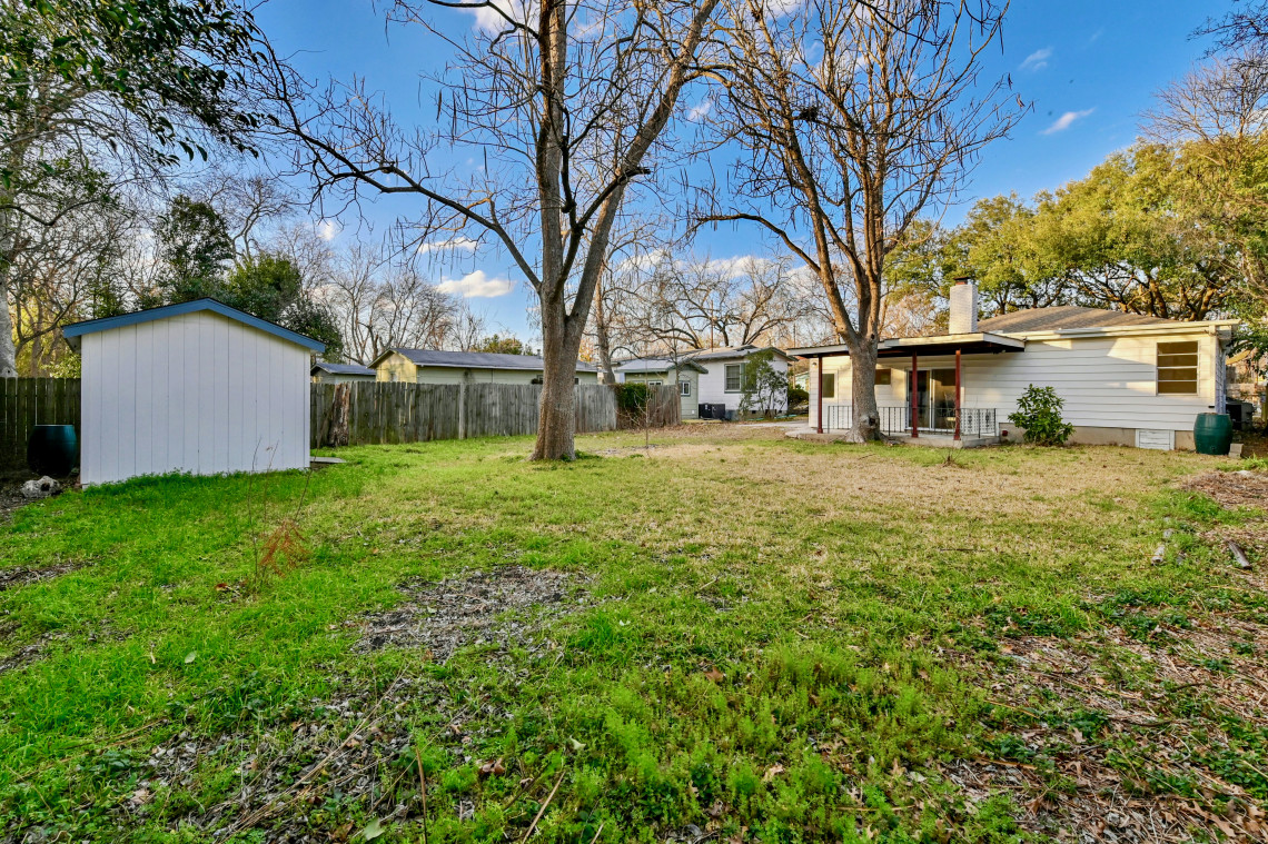Charming 3 bed home in Austin's Crestview neighborhood