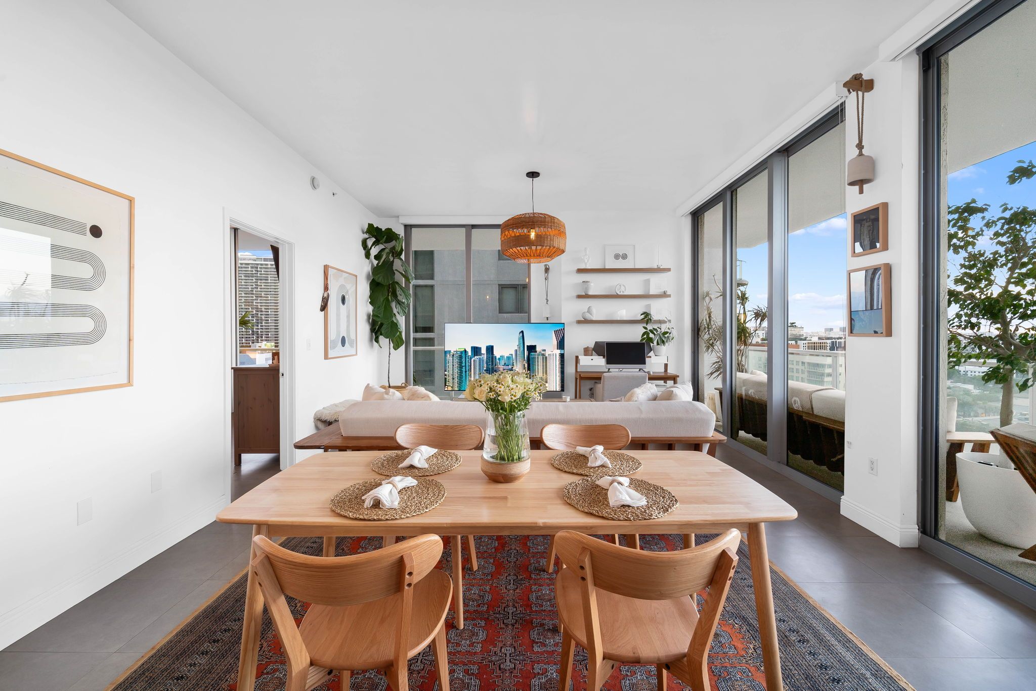 2Midtown, Unit #H1610