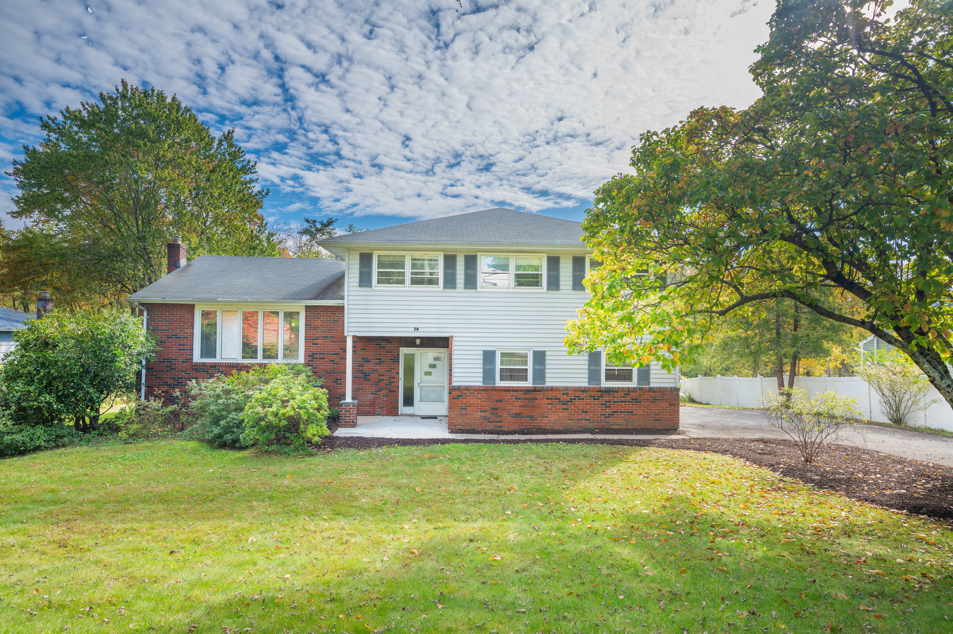 Home for Sale in Montville, NJ